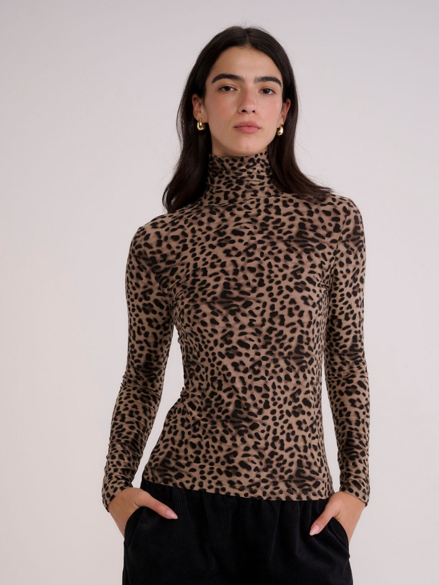 ARYA TURTLE NECK SHIRT